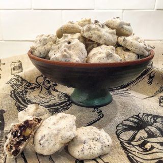 Forget Me Not Meringue Cookies | The Lemon Apron
