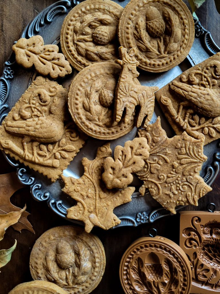 Speculaas Gingerbread Cookies with a Rum Butter Glaze | The Lemon Apron